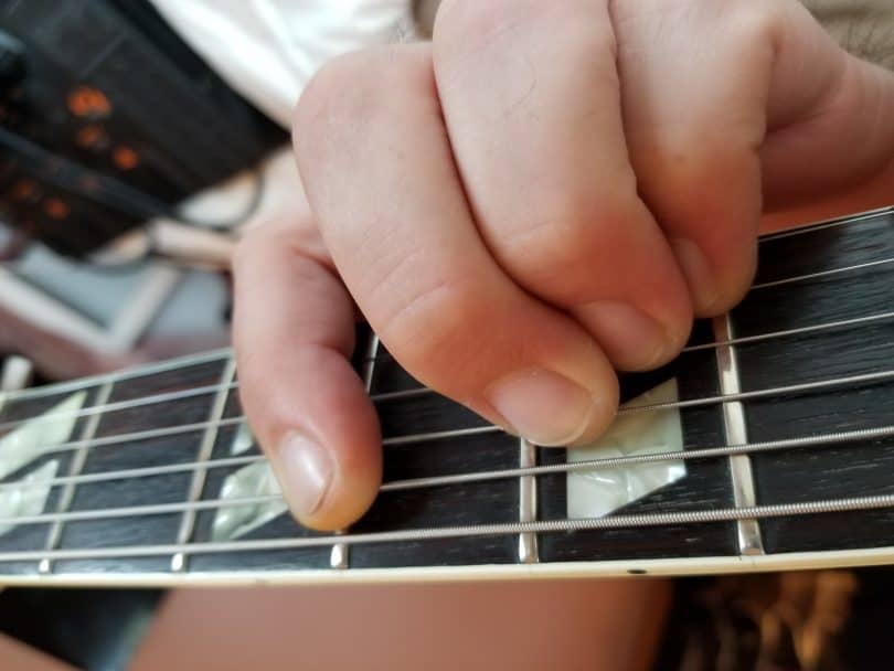 C Chord Guitar - Finger Positions, How to, Variations - Beginner Guitar HQ