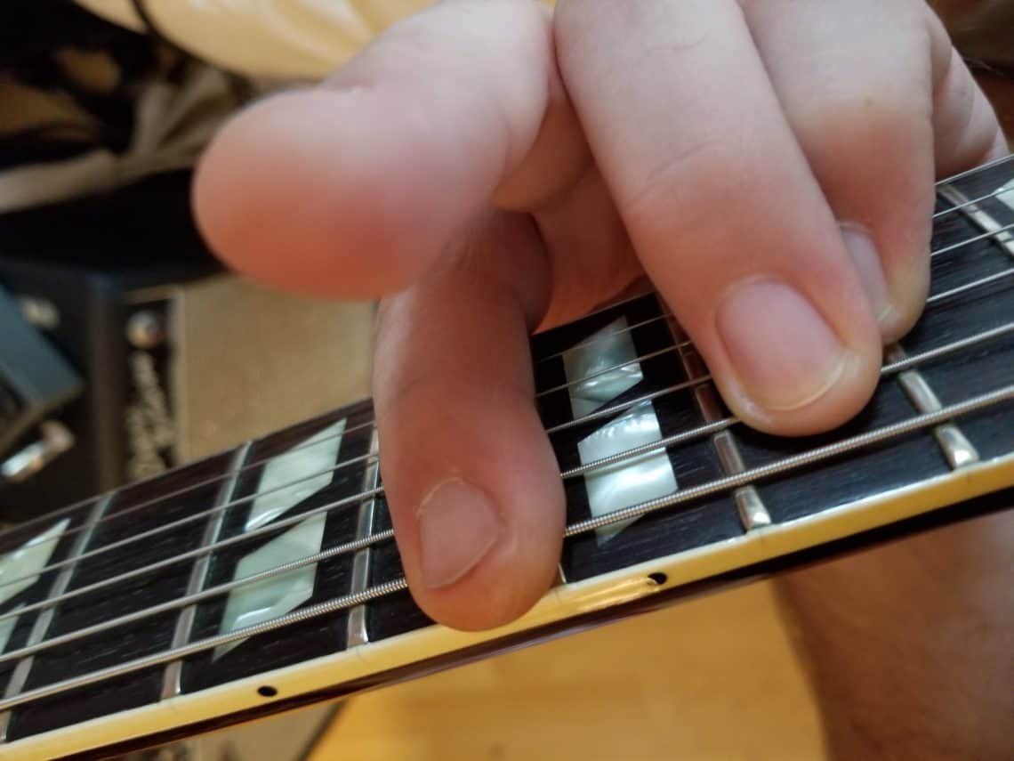 C Chord Guitar - Finger Positions, How to, Variations - Beginner Guitar HQ