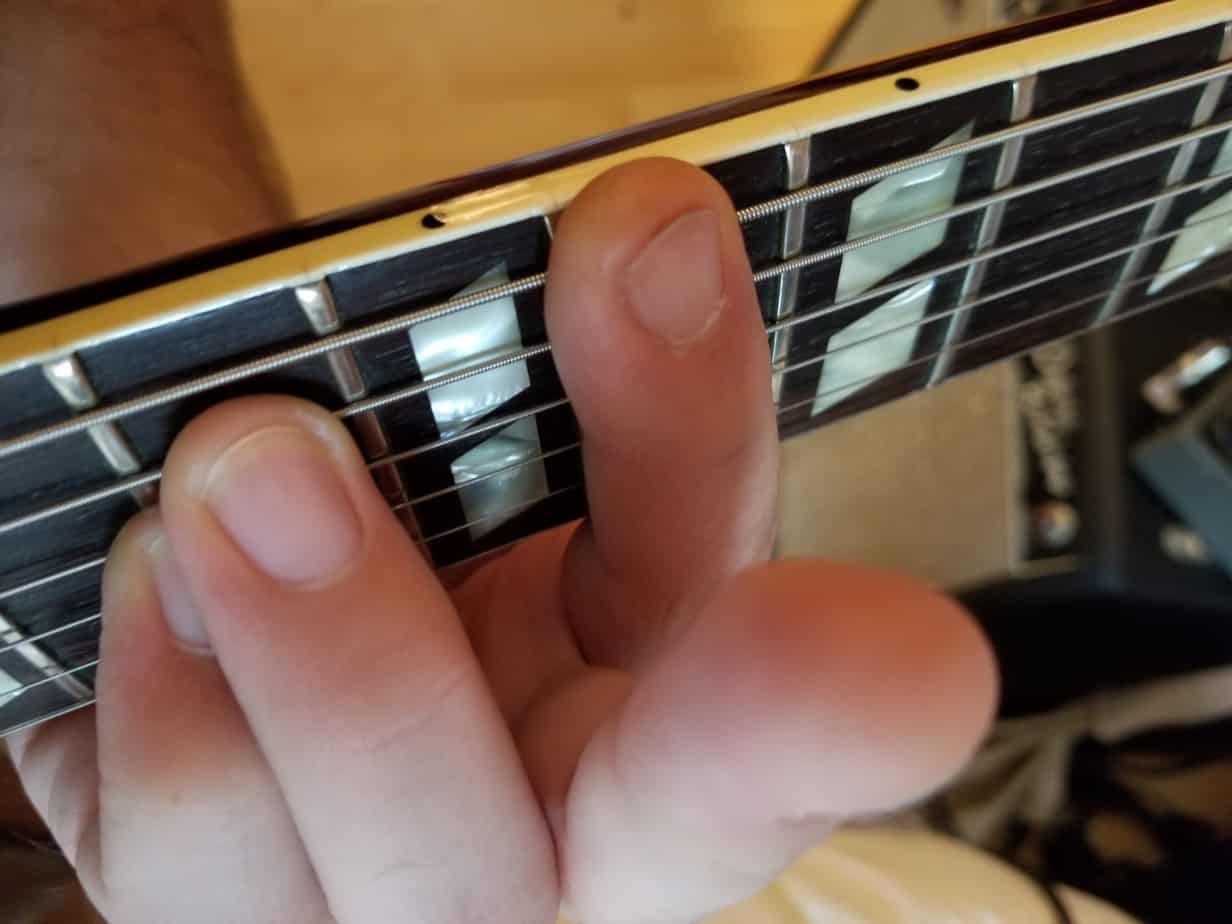 C Chord Guitar - Finger Positions, How to, Variations - Beginner Guitar HQ