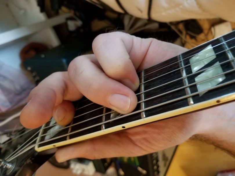 C Chord Guitar - Finger Positions, How to, Variations - Beginner Guitar HQ