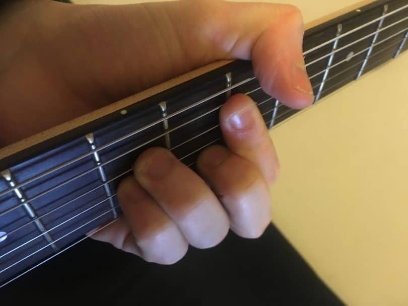 E Chord Guitar – Theory, Examples, How To - Beginner Guitar HQ