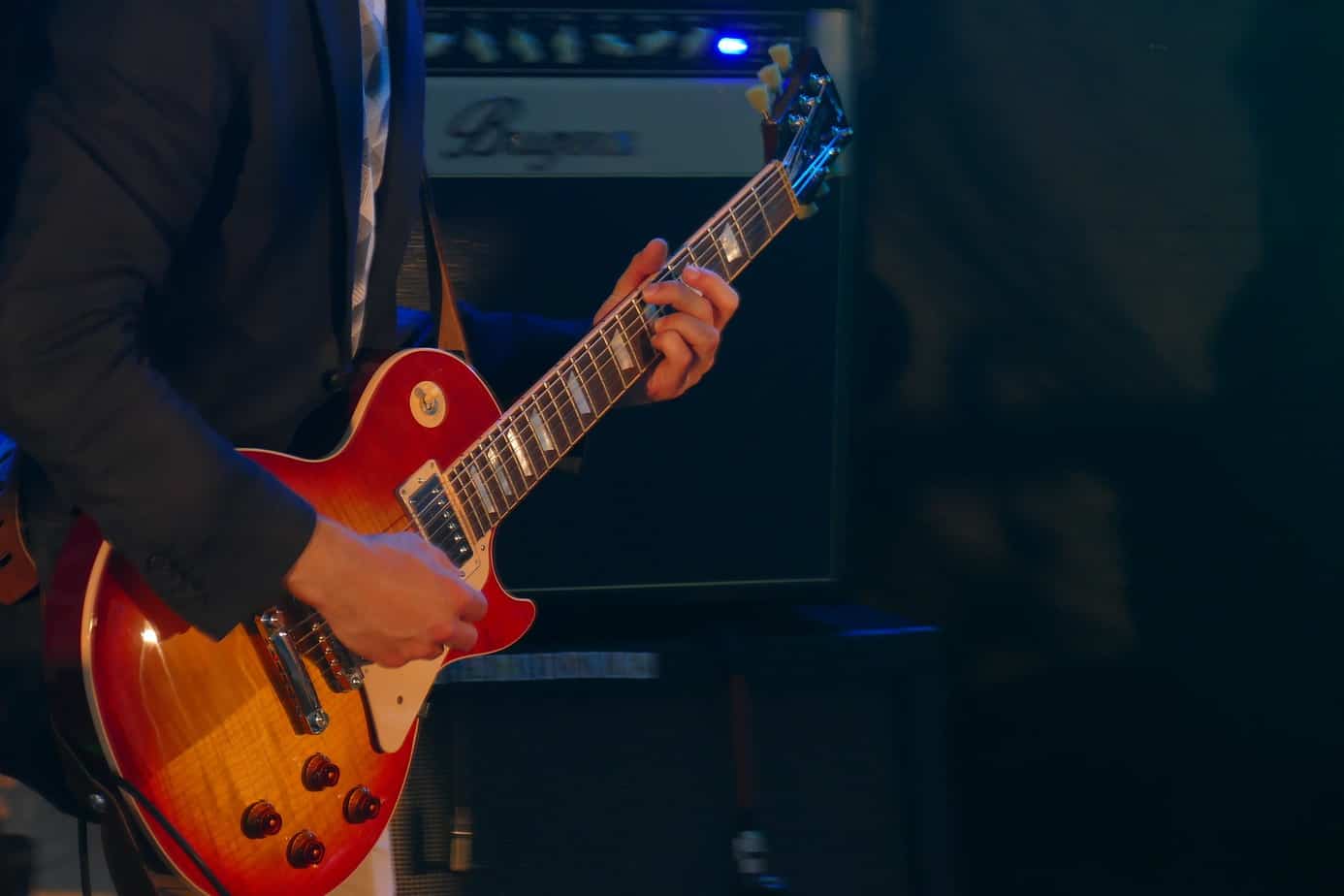 How To Play Rock And Roll Guitar - Beginner Guitar HQ