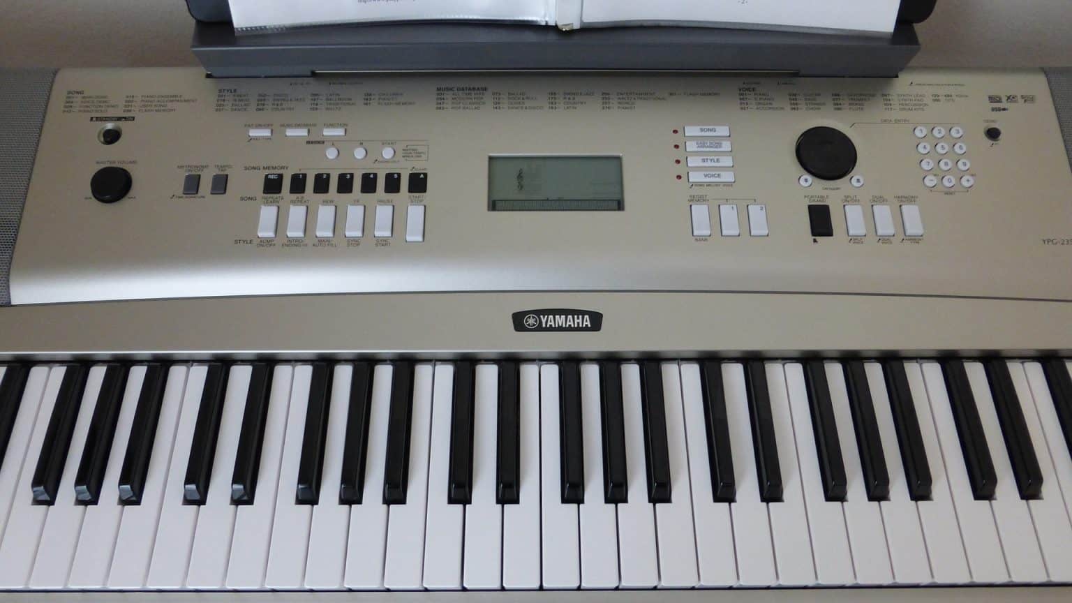 Best Keyboard Piano | Beginner Guitar HQ