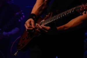 How to Play Guitar Like Mark Tremonti - Gear, Technique, Tone, Tips ...