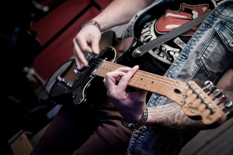 Fender Modern Player Telecaster Review | Beginner Guitar HQ