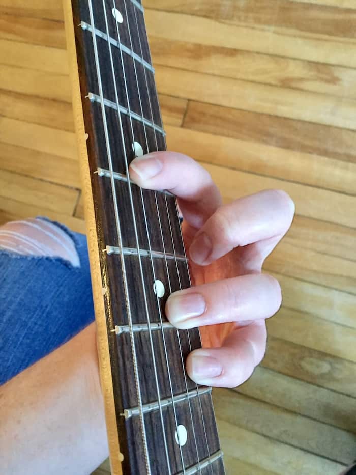 When to Use Sus Chords – A Definitive Guide | Beginner Guitar HQ